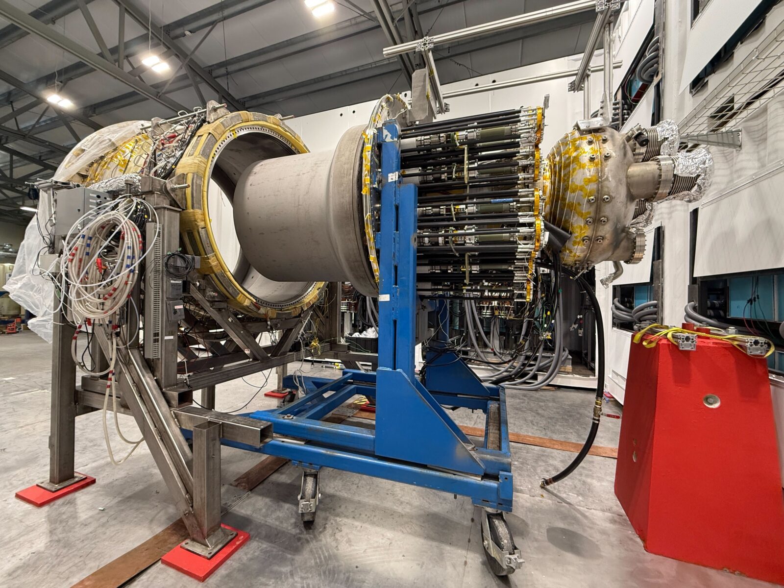 Building the Future of Energy: LM26 Assembly Complete | General Fusion